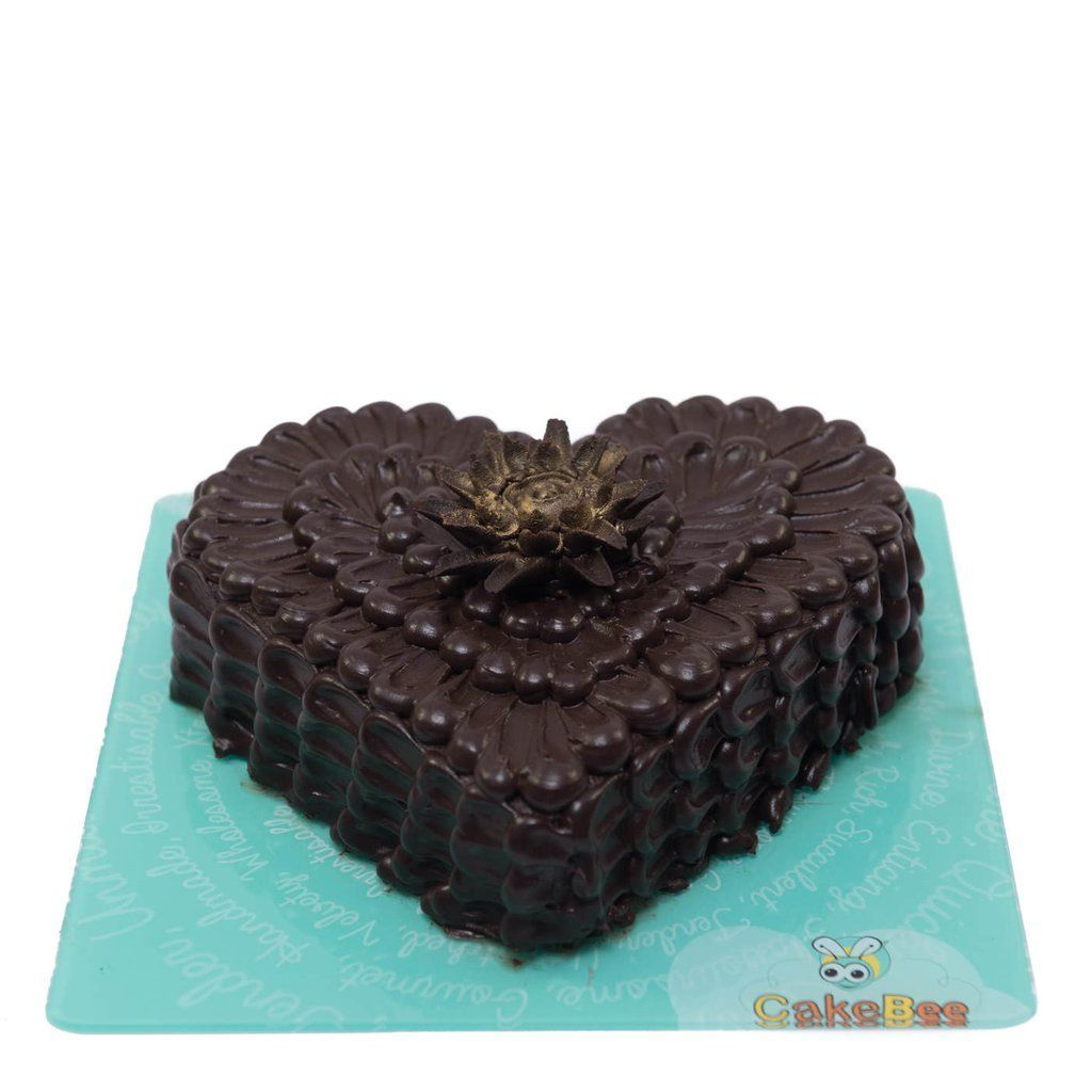 Anniversary Cakes for Your Valentine | CakeBee